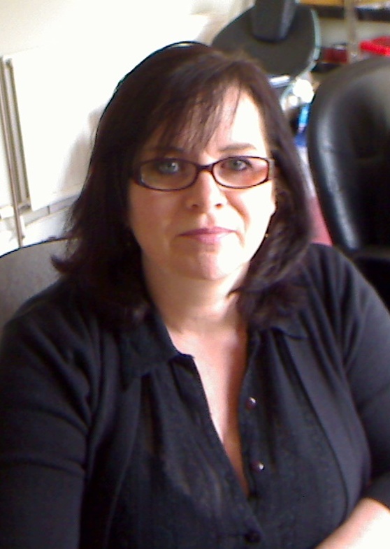 Toni Hunt's Instagram, Twitter & Facebook on IDCrawl